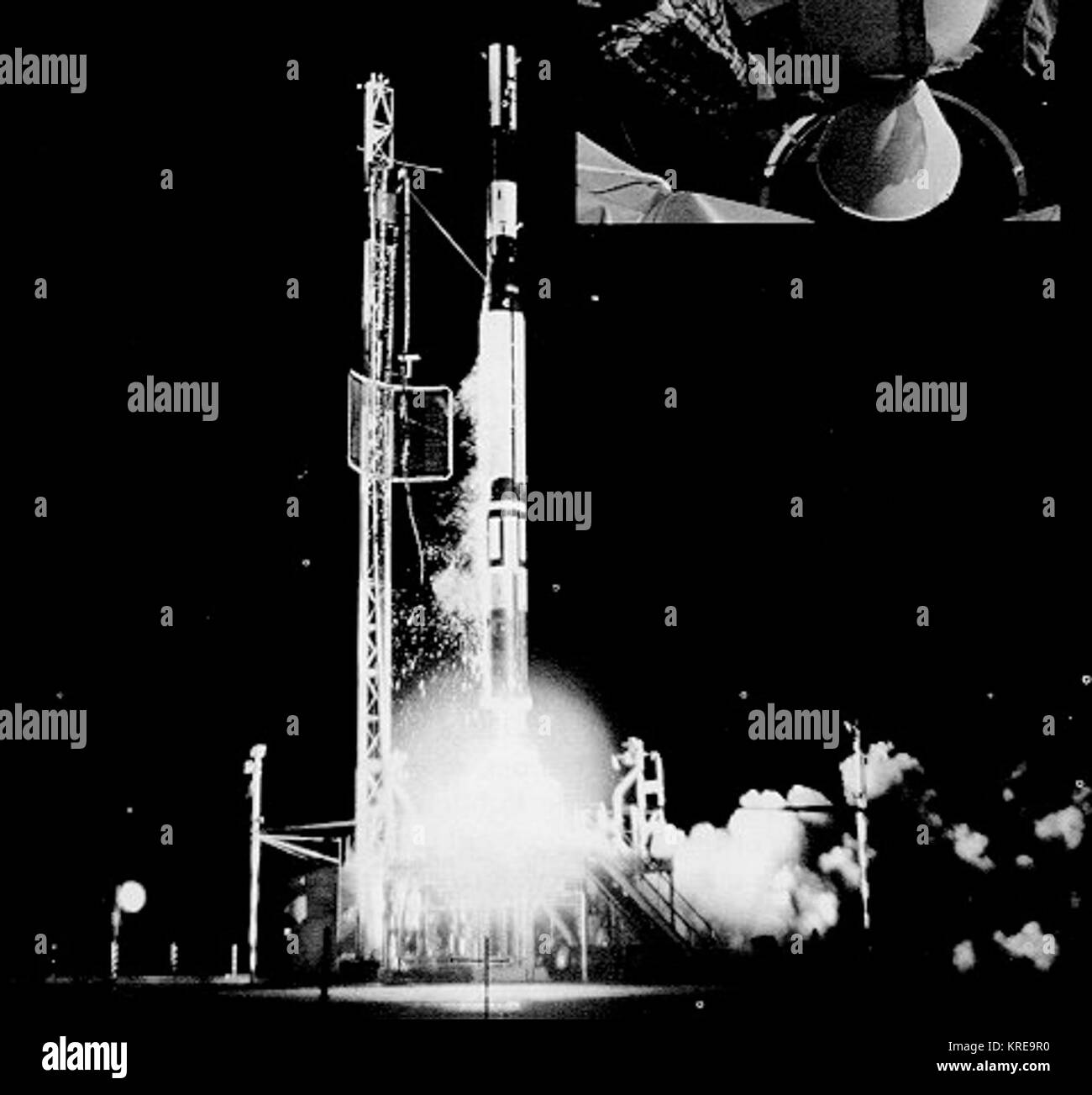 Vanguard rocket hi-res stock photography and images - Alamy