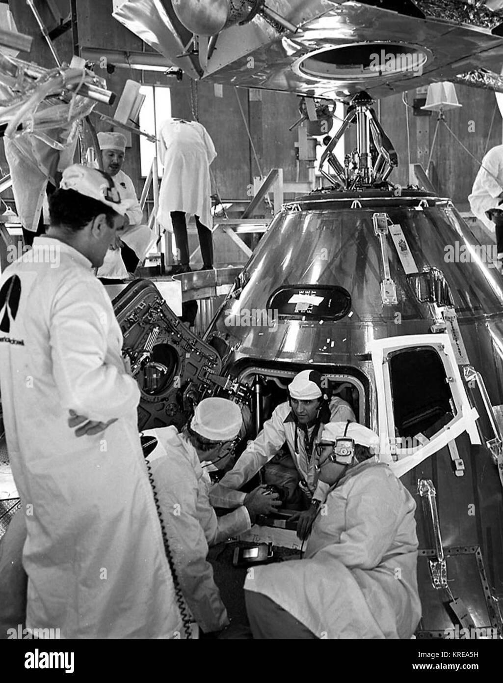 Apollo 17 Jack Schmitt test Command Module capture mechanism Ap17-KSC ...