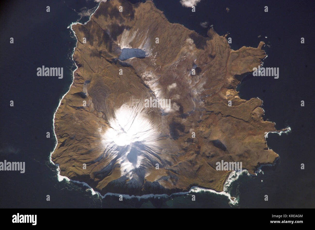 Sitkin hi-res stock photography and images - Alamy