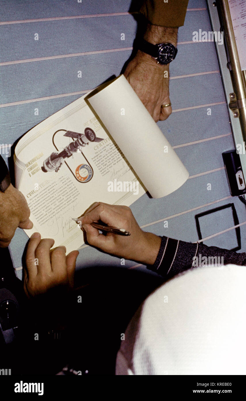 Certificate Signing of First American & Russian Docking - GPN-2000 ...