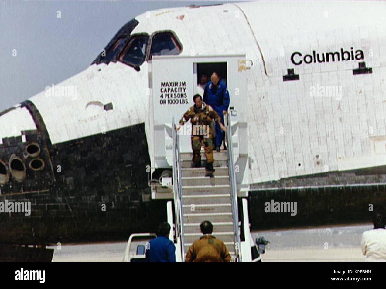 Space shuttle columbia spacewalk hi-res stock photography and images ...