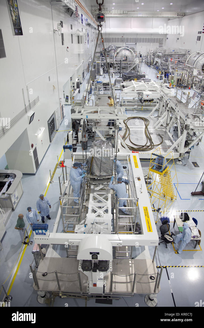 STS-135 Robotic Refueling Mission in the Space Station Processing ...