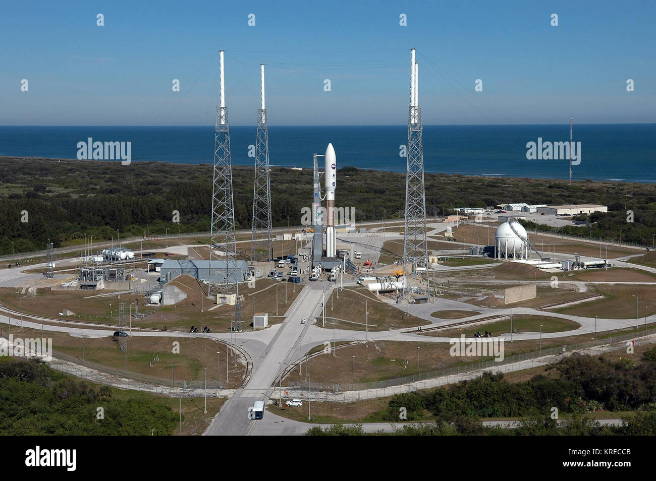 Atlas V 551 at Launch Pad 41 Stock Photo - Alamy