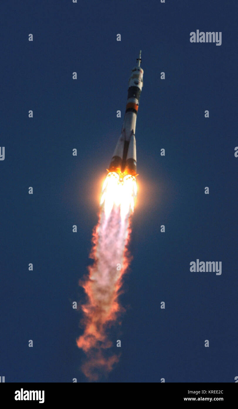 Expedition 13 hi-res stock photography and images - Alamy