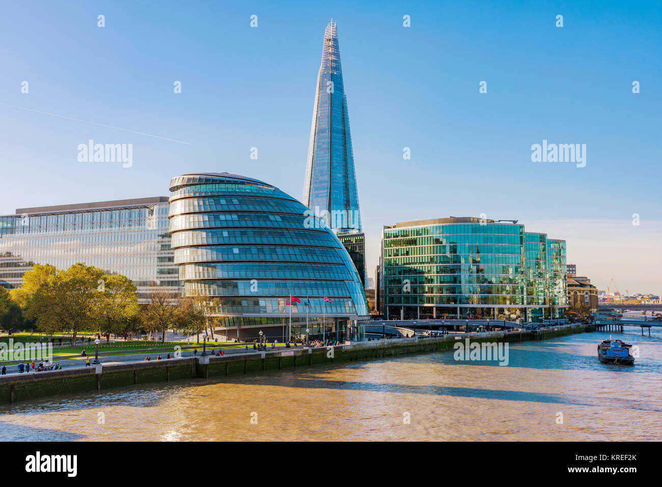 LONDON, UNITED KINGDOM - NOVEMBER 06: View The Shard and modern ...