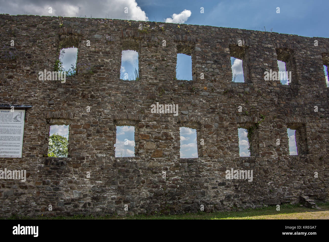 Burgruine windeck hi-res stock photography and images - Alamy