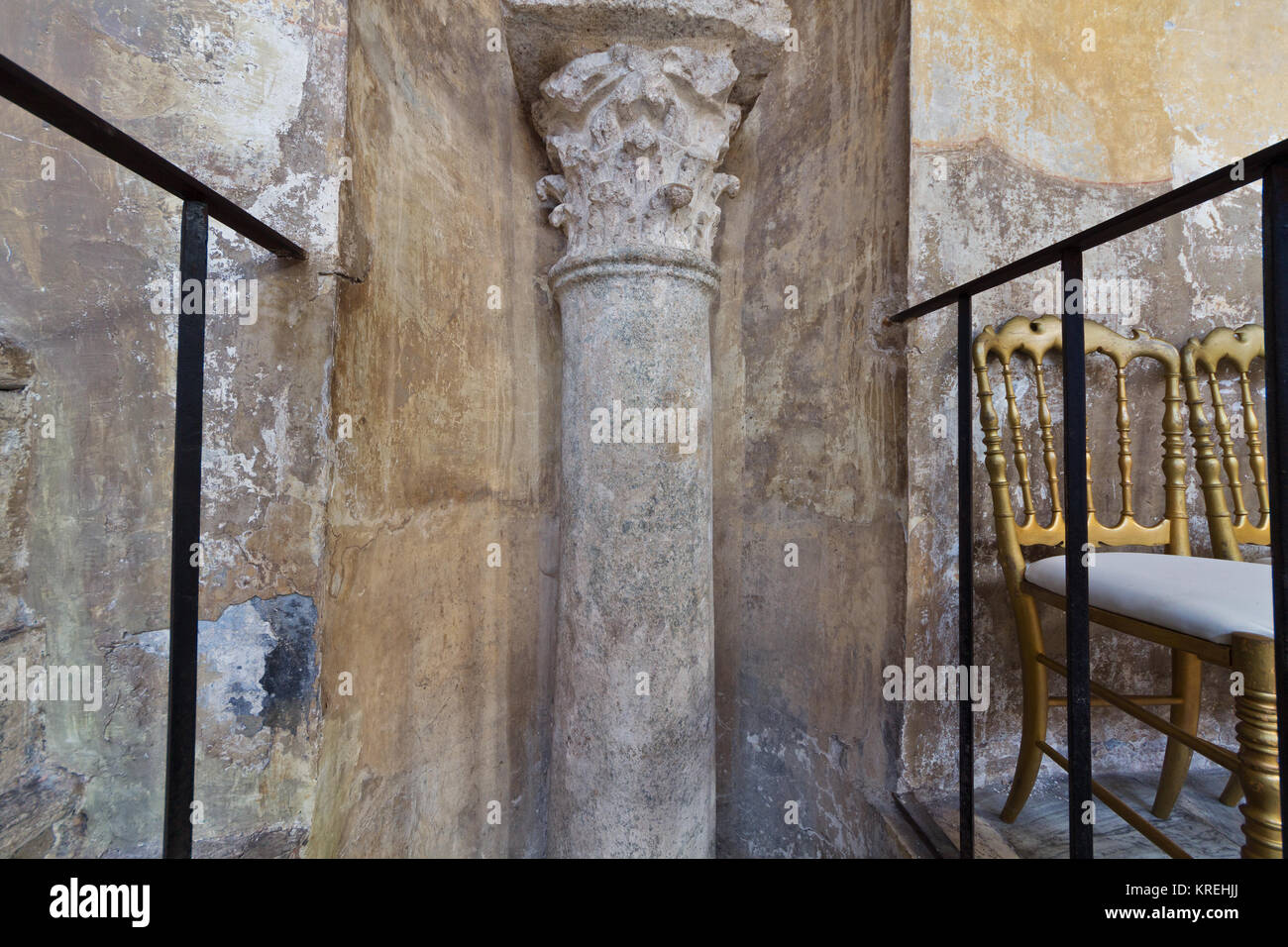 Santa Sabina (Rome) - a Roman column that pre-dates Santa Sabina ...
