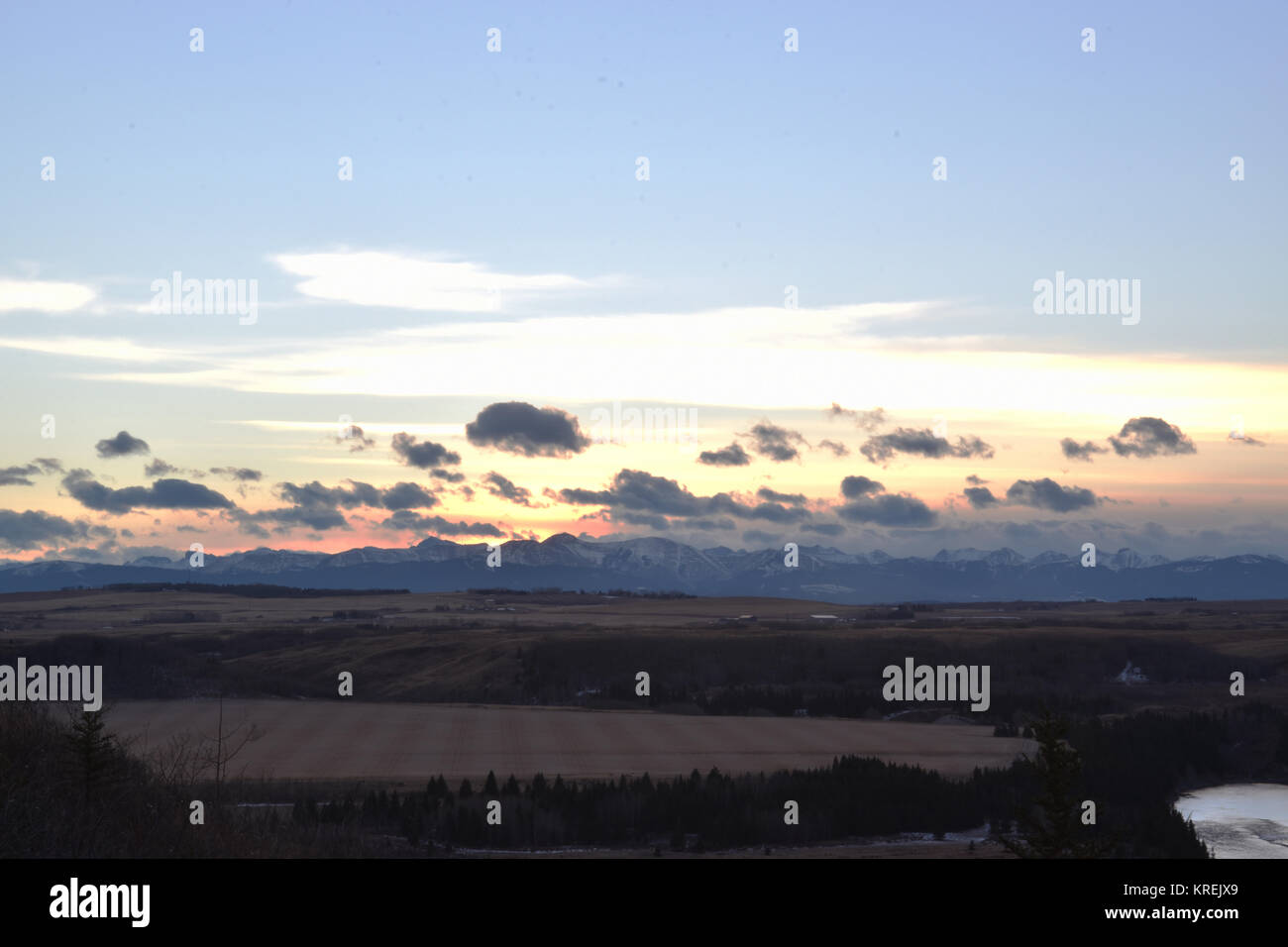 Prairies Landscapes in Winter. Airdrie, Alberta, Canada Stock Photo - Alamy