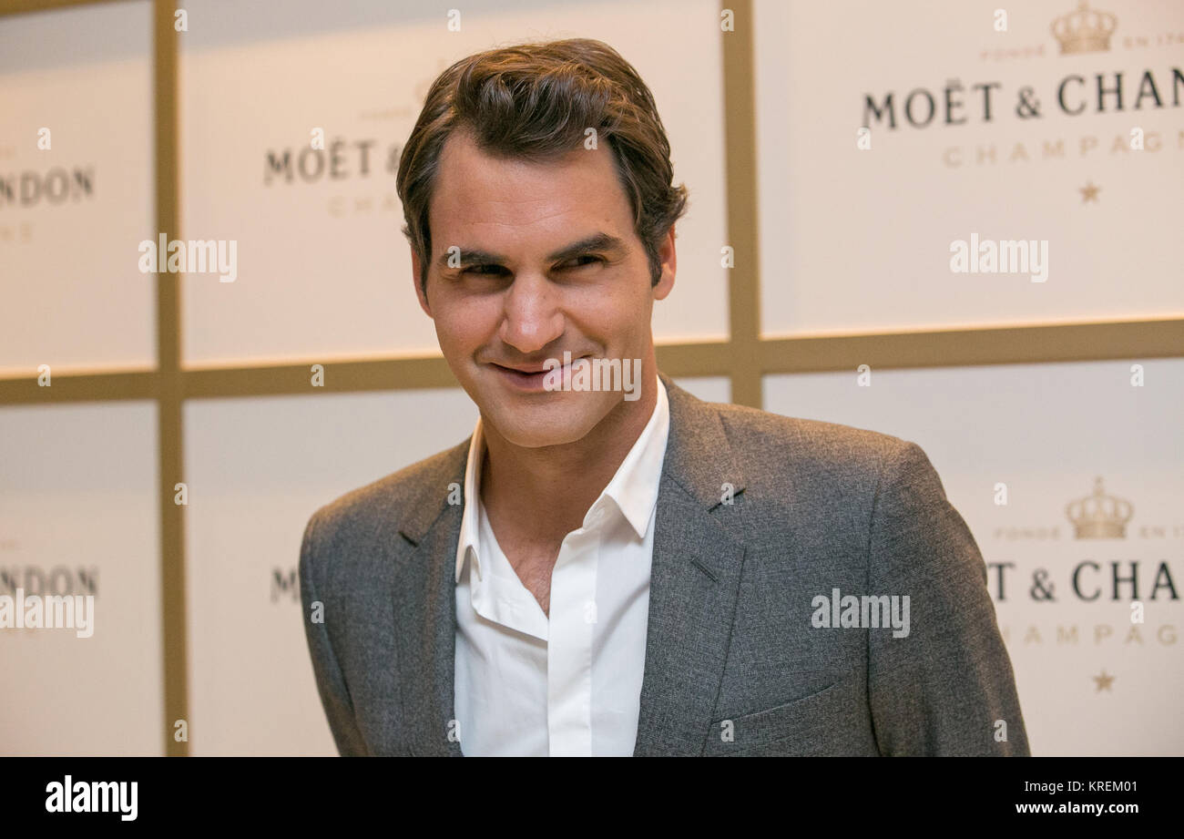 Roger federer moet chandon event hi-res stock photography and images ...