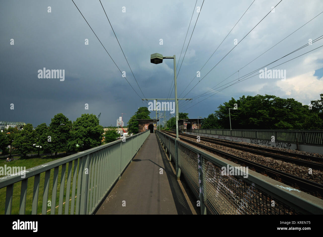 Power stanchion hi-res stock photography and images - Alamy