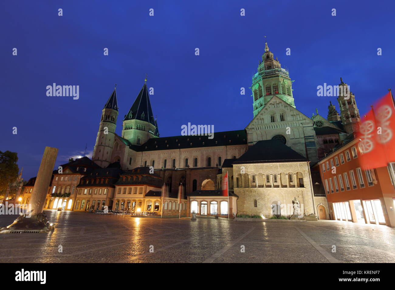 Mainzer dom st martin hi-res stock photography and images - Alamy