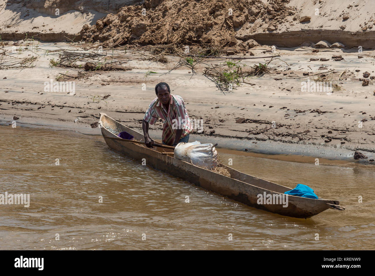 Dugout Canoe On River Stock Photos & Dugout Canoe On River Stock Images ...