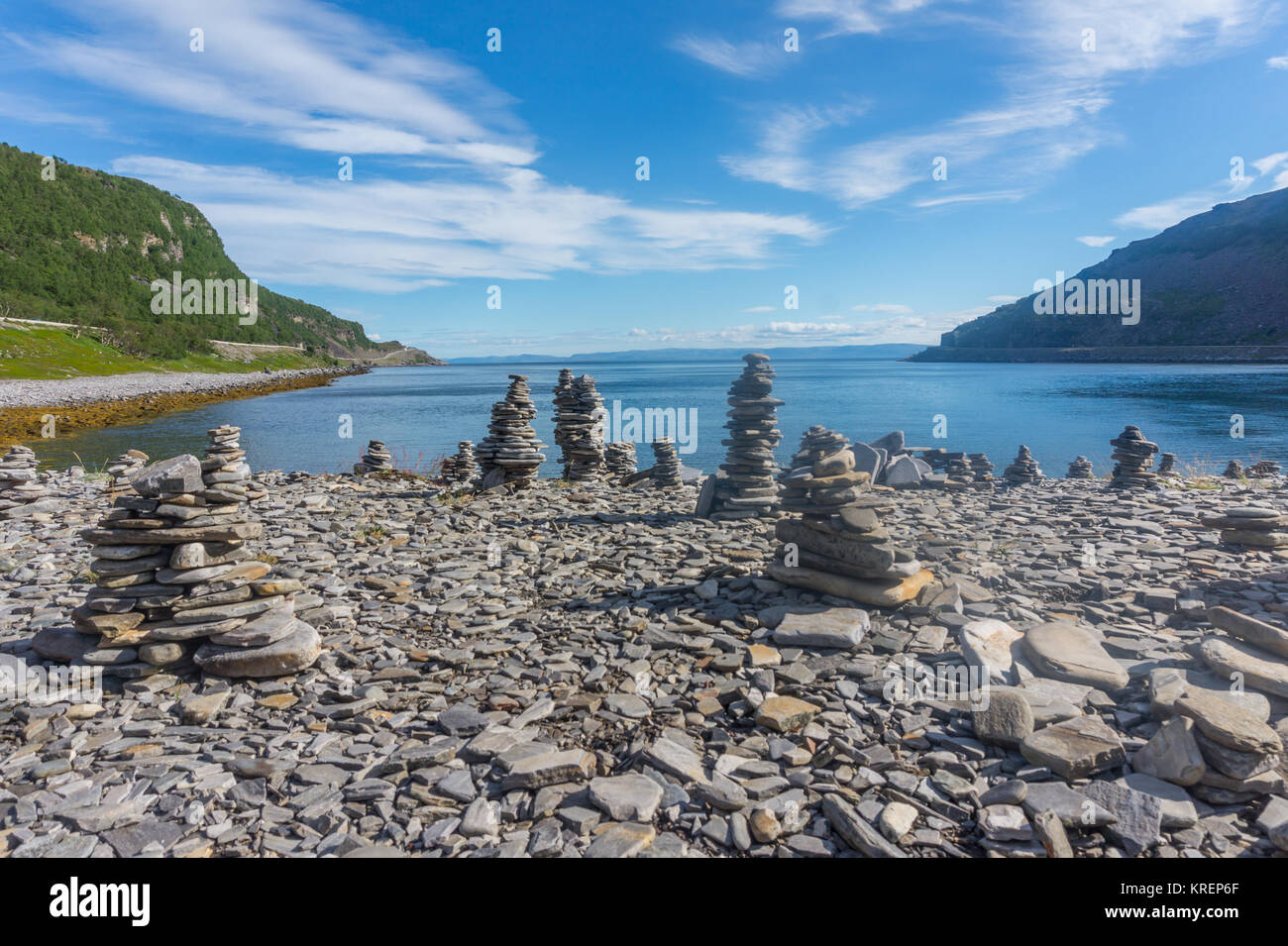 Human pyramid beach hi-res stock photography and images - Alamy