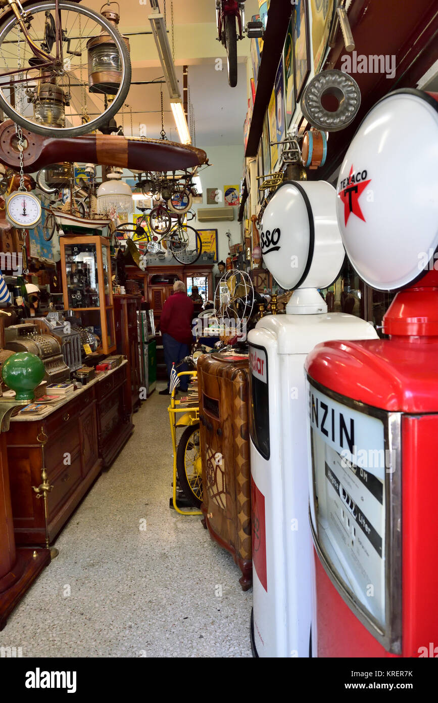 Hardware items hi-res stock photography and images - Alamy