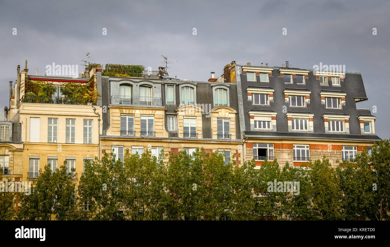 French mansard hi-res stock photography and images - Alamy