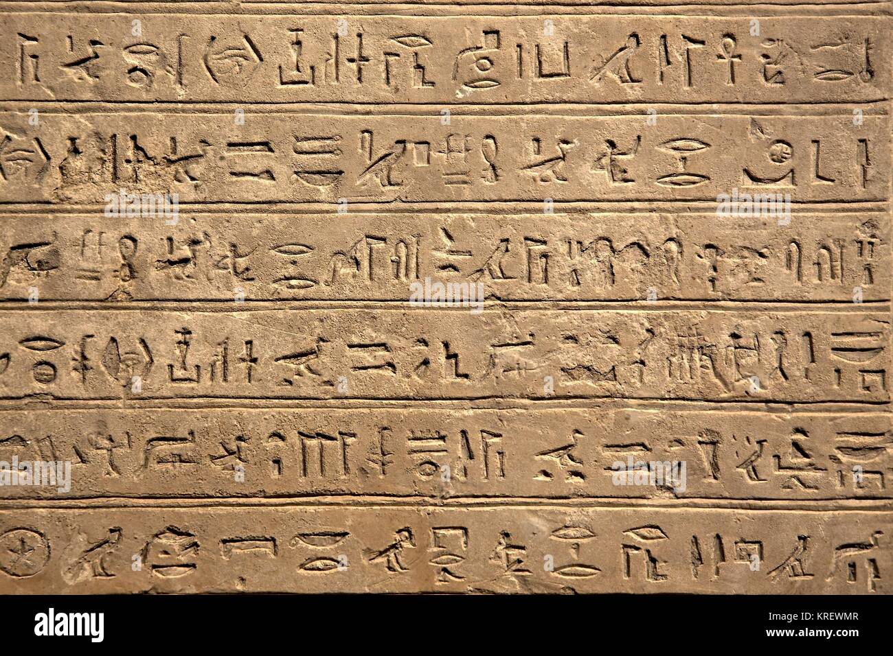 Hieroglyphic Script Stock Photos & Hieroglyphic Script Stock Images - Alamy