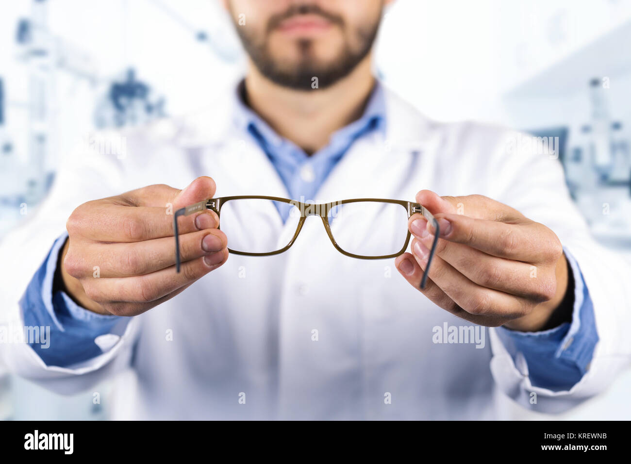 Optical organ hi-res stock photography and images - Alamy