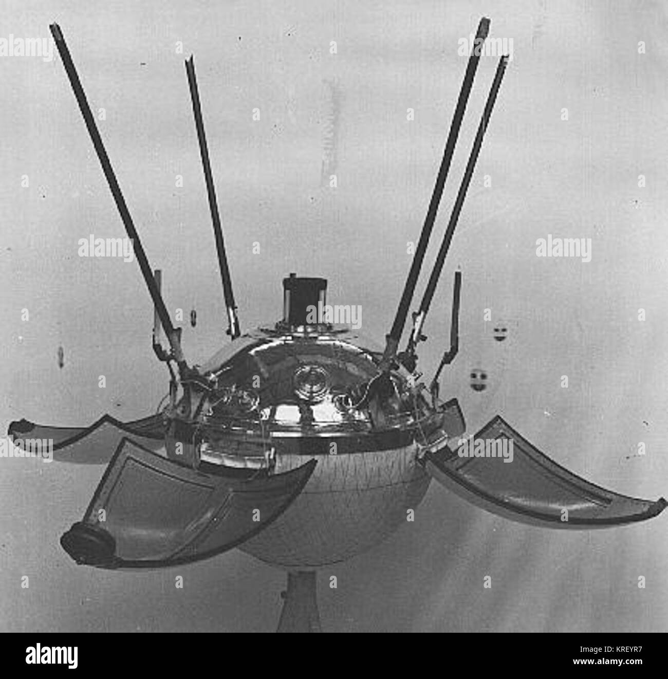 Luna 9 hi-res stock photography and images - Alamy