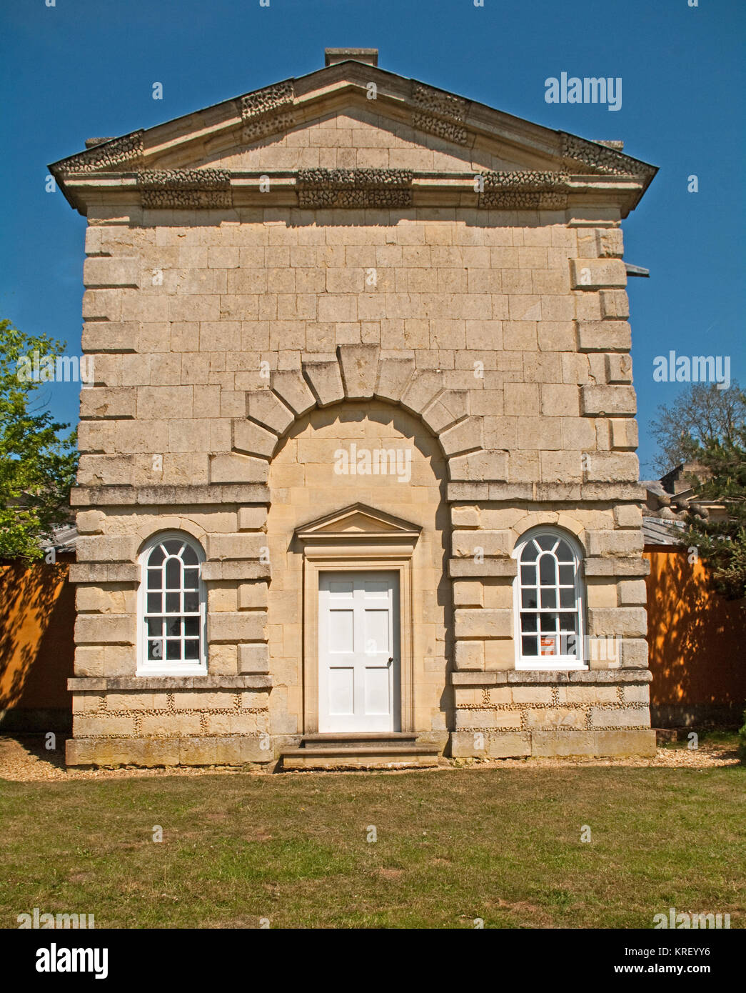 Building, Stowe Landscape Garden, Buckinghamshire, England Stock Photo ...