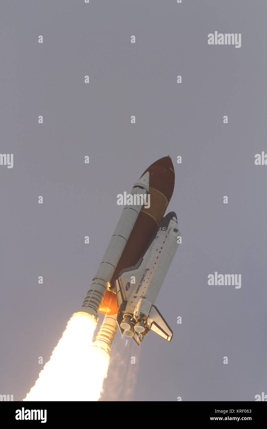 72 launch hi-res stock photography and images - Alamy