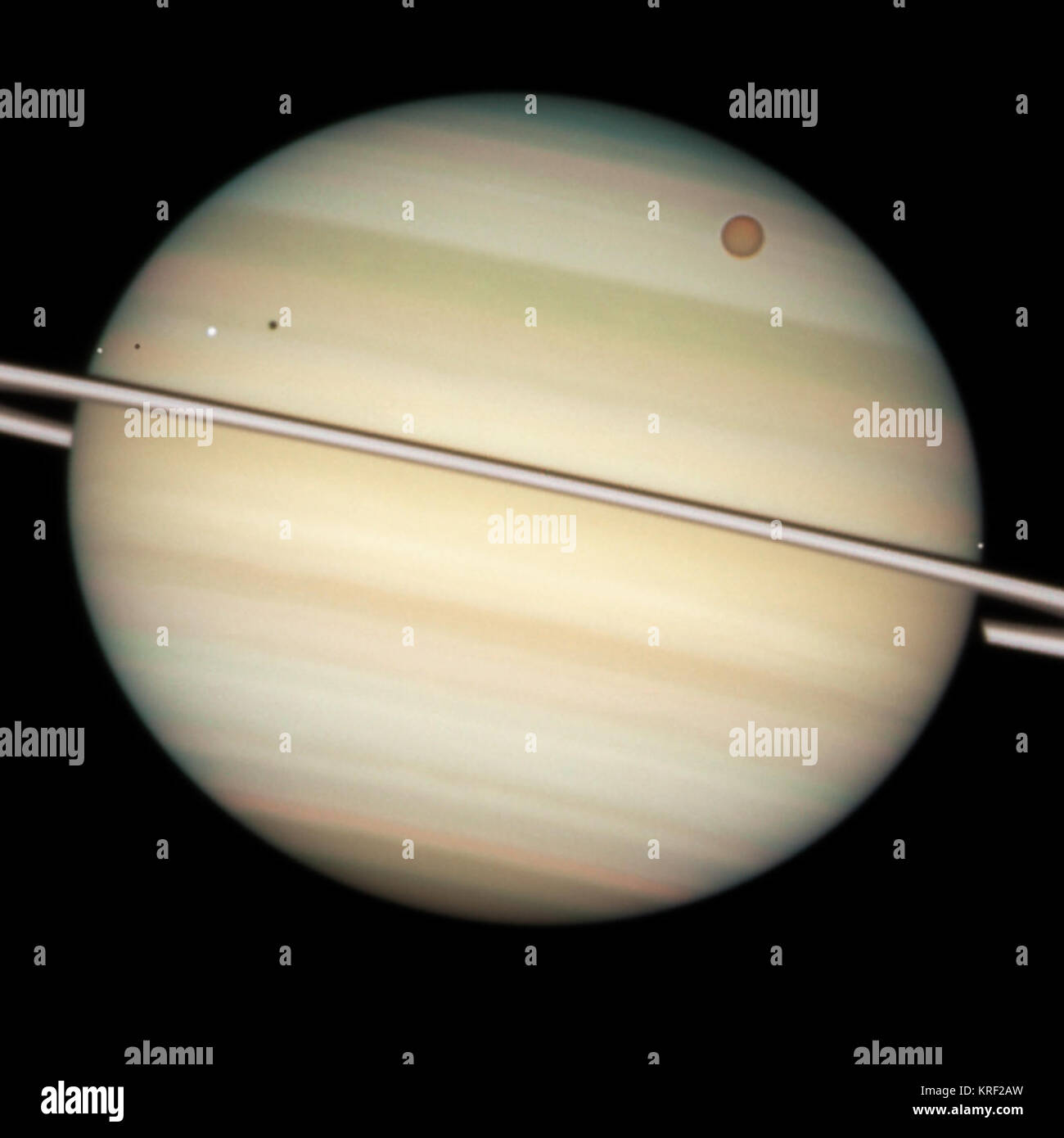 Quadruple Saturn moon transit Stock Photo - Alamy Quadruple Saturn moon transit Stock Photo - Alamy