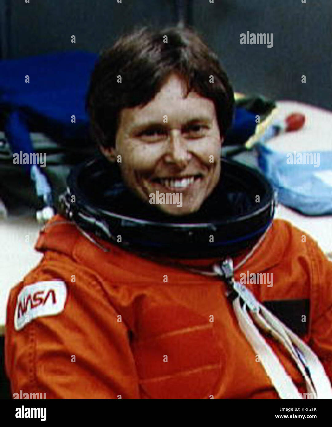 Roberta Bondar Background