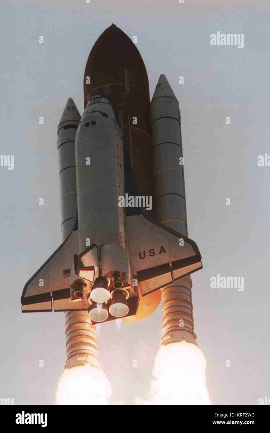Sts 75 hi-res stock photography and images - Alamy