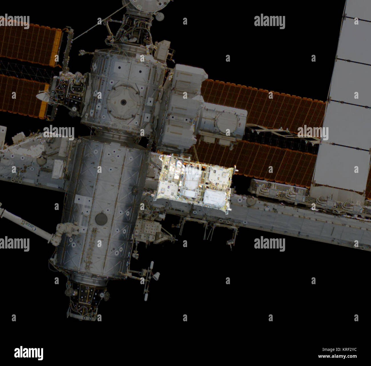 STS-114 External Storage Platform 2 crop Stock Photo - Alamy