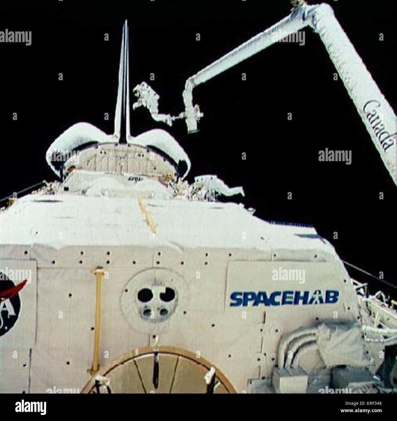 STS-57 Low above payload bay Stock Photo - Alamy