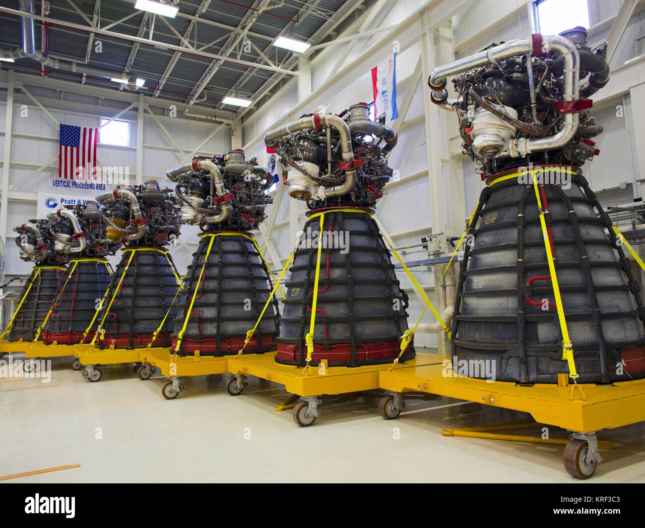 Pratt Whitney Rocketdyne space shuttle main engines Stock Photo - Alamy