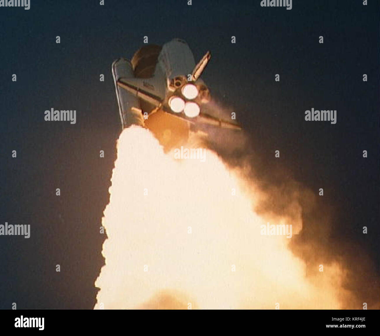 Sts 61a hi-res stock photography and images - Alamy