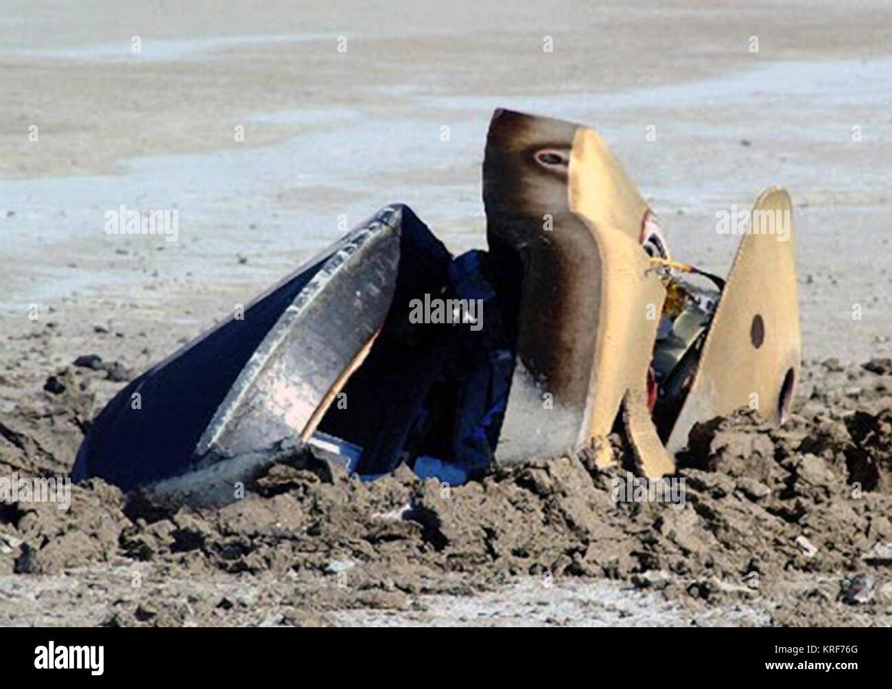 Genesis Open House 2006 A. Meyer task# 101378 Genesis capsule after ...