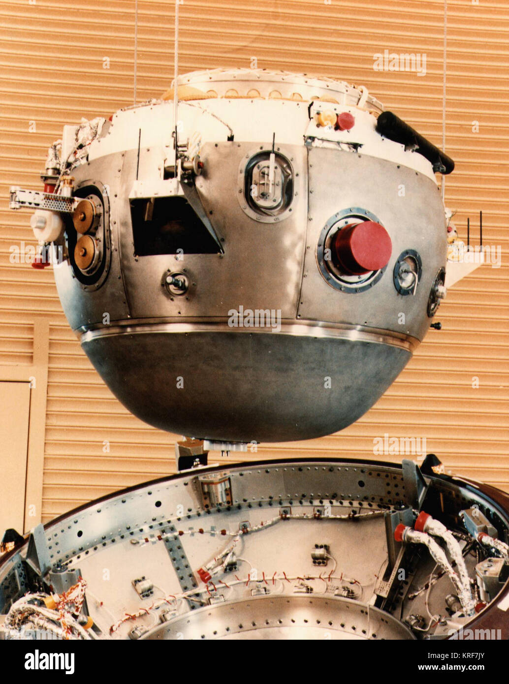 Descent module hi-res stock photography and images - Alamy