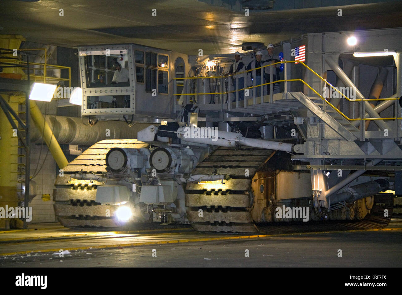 Spacecraft crawler hi-res stock photography and images - Alamy
