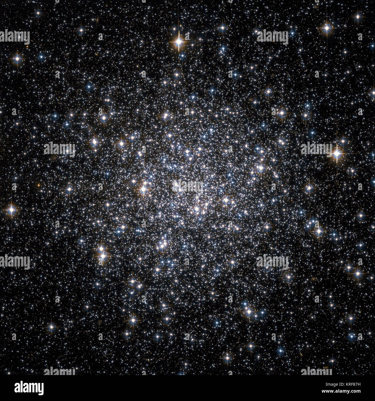 Messier 68 Hubble WikiSky Stock Photo - Alamy