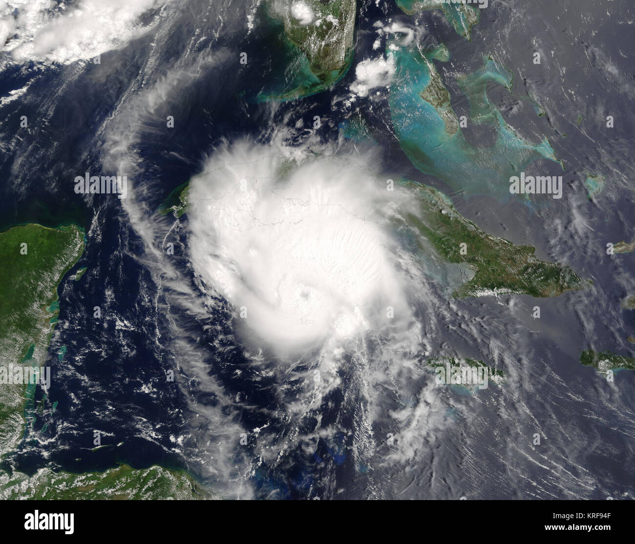 Hurricane Charley 12 aug 2004 1555Z Stock Photo - Alamy
