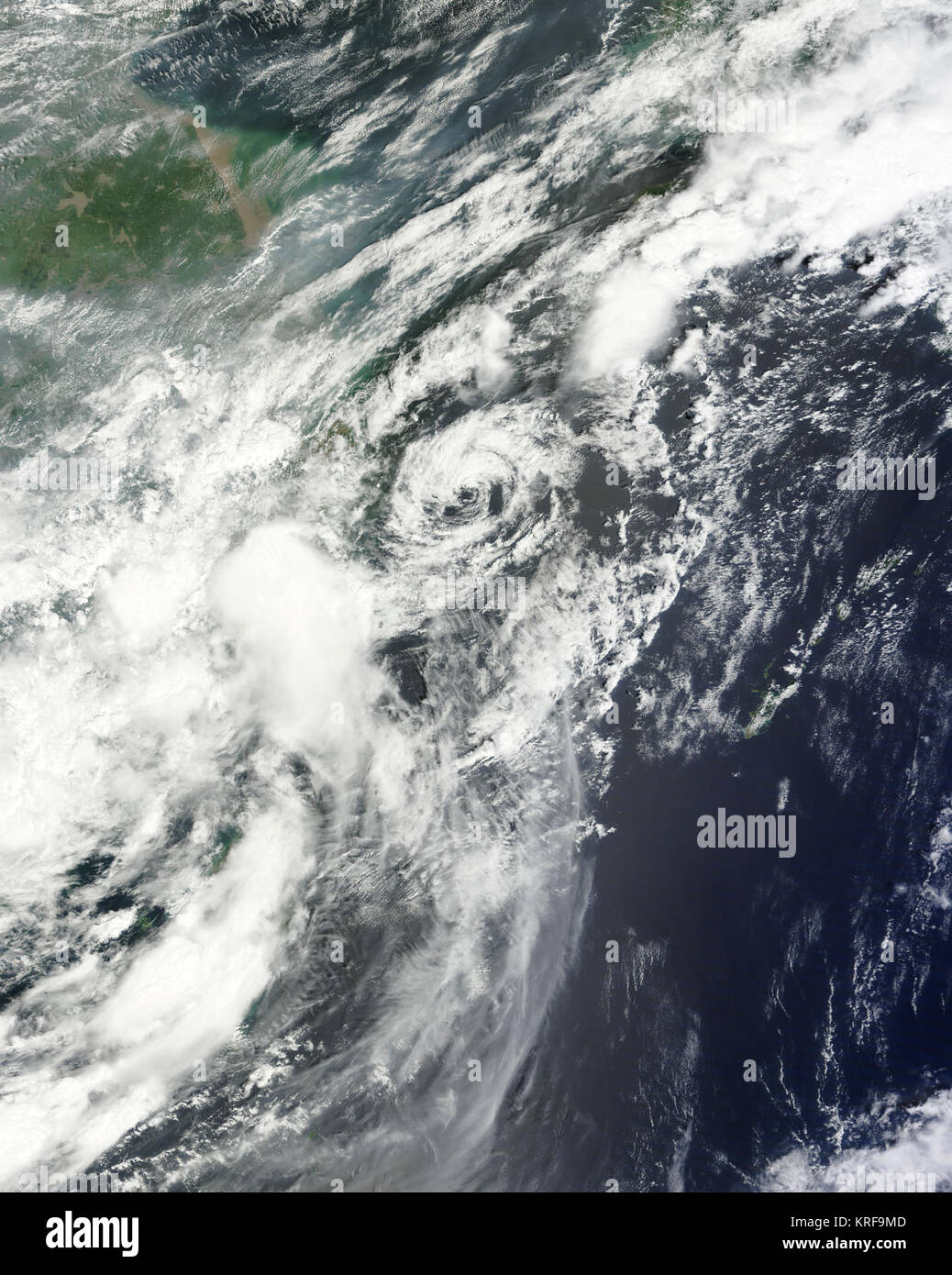 Typhoon kong rey hi-res stock photography and images - Alamy