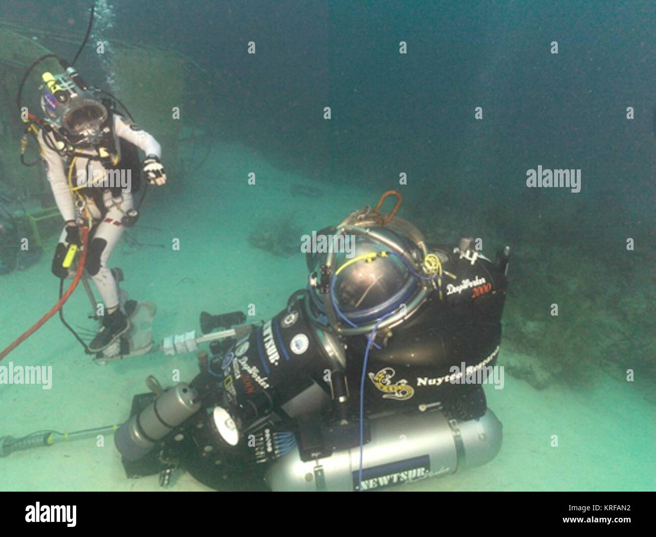 NEEMO 16 Squyres DeepWorker 2 Stock Photo - Alamy