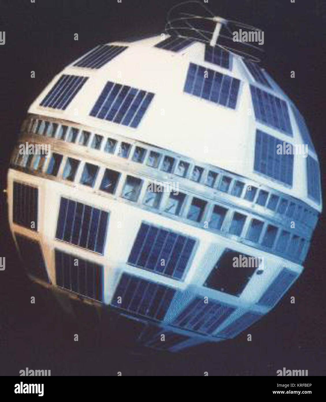 Communications satellite telstar hi-res stock photography and images ...