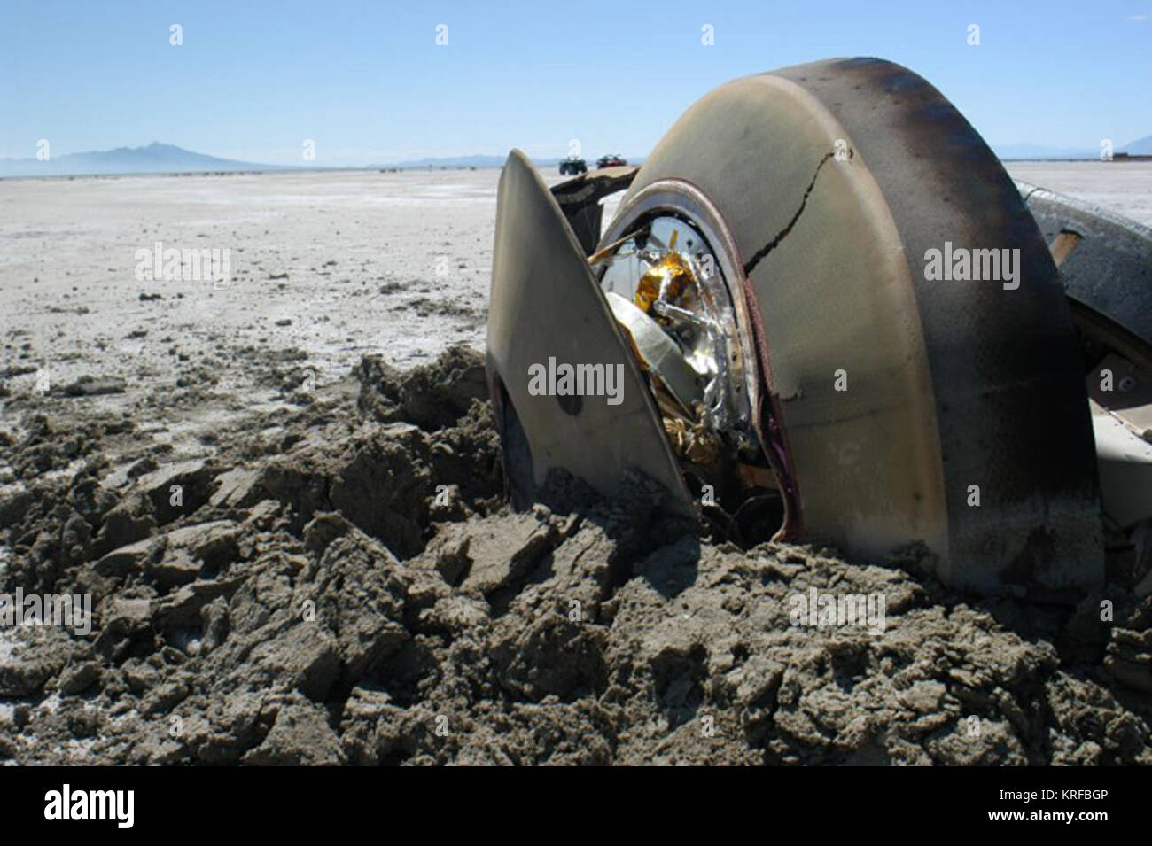 Closeup of Genesis Capsule Shortly After Return return3 Stock Photo - Alamy
