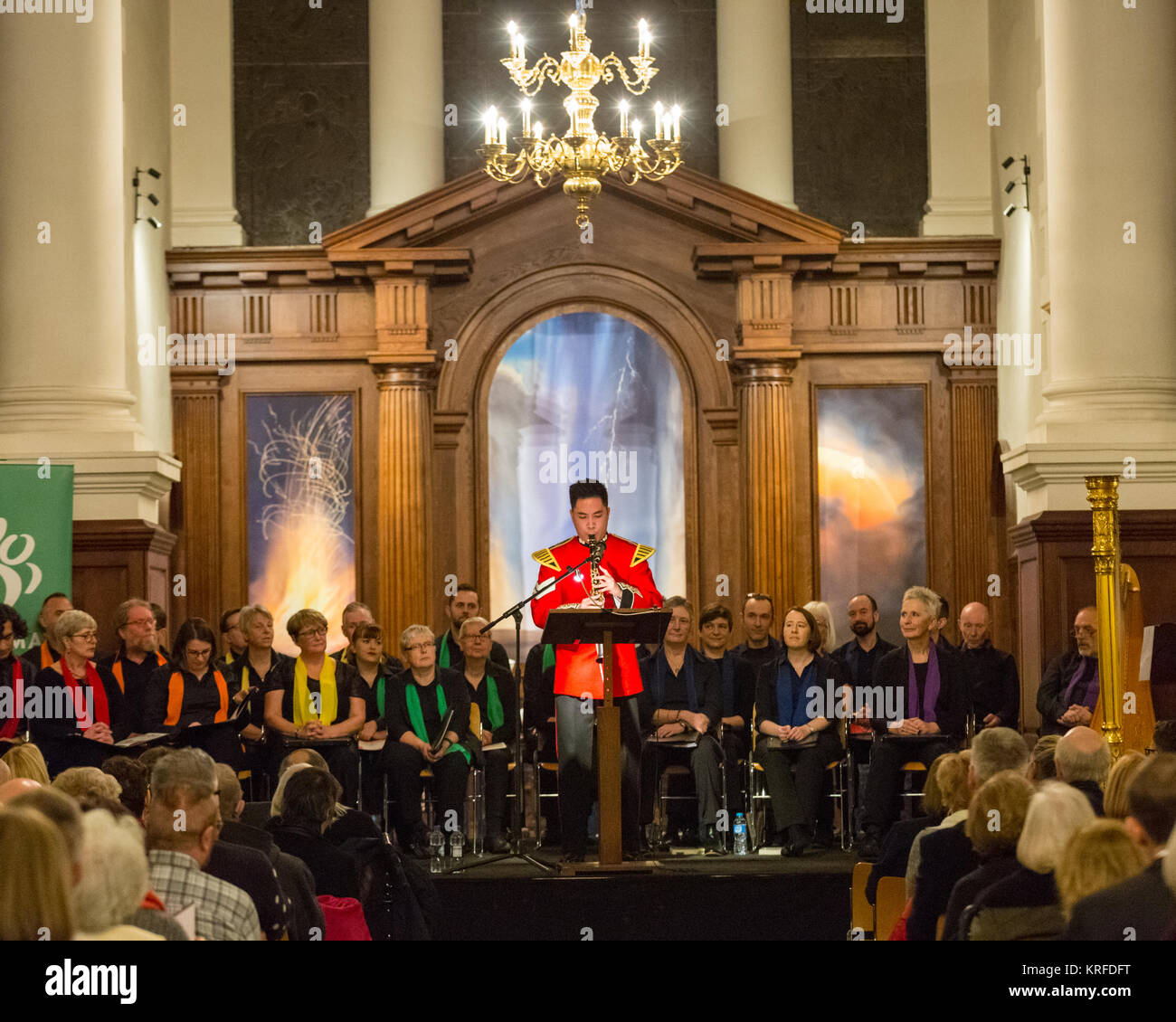 Christ Church Spitalfields, London, 19th Dec 2017. Clarinettist David ...