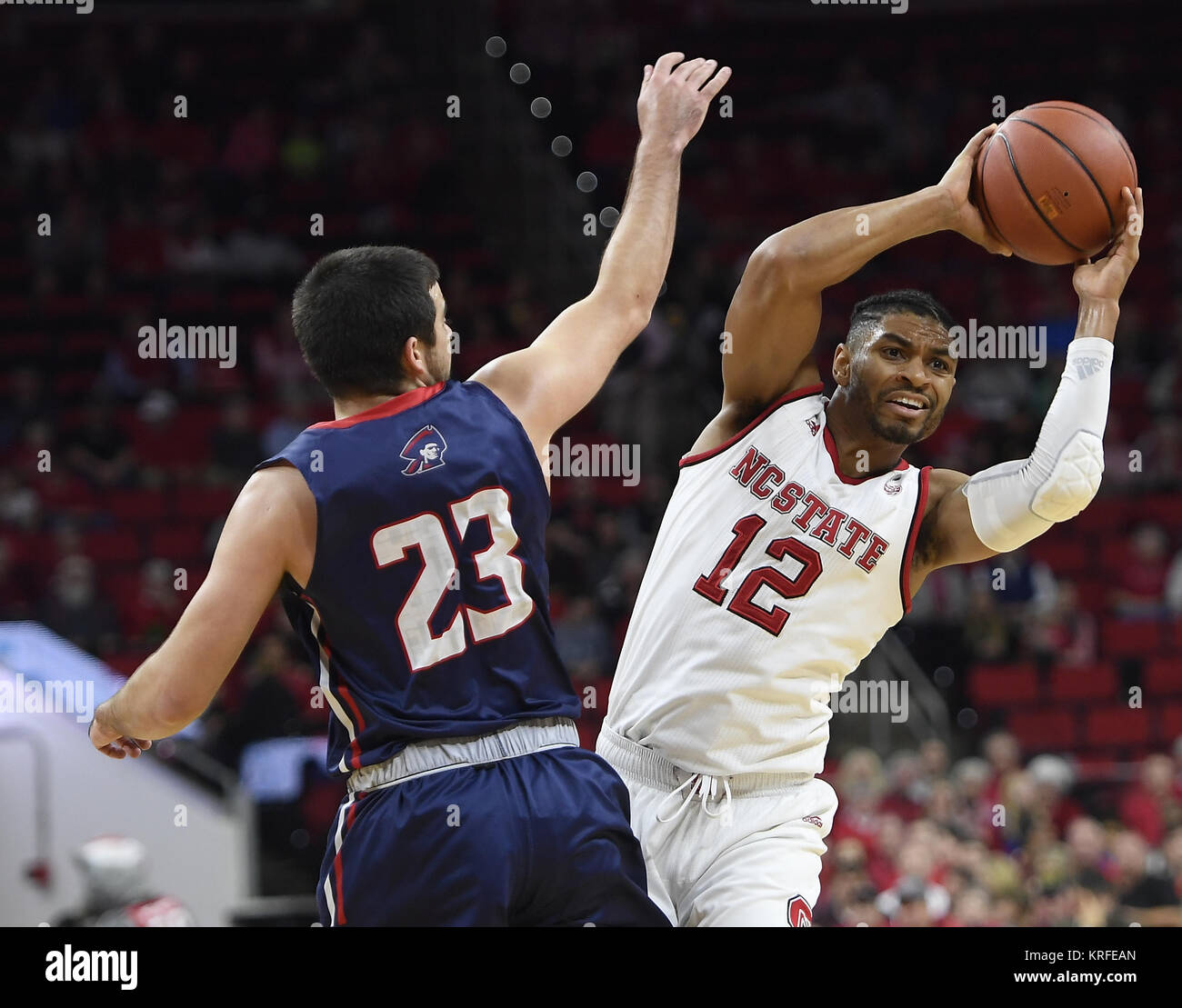 Raleigh, North Carolina, USA. 19th Dec, 2017. ALLERIK FREEMAN (12) of ...