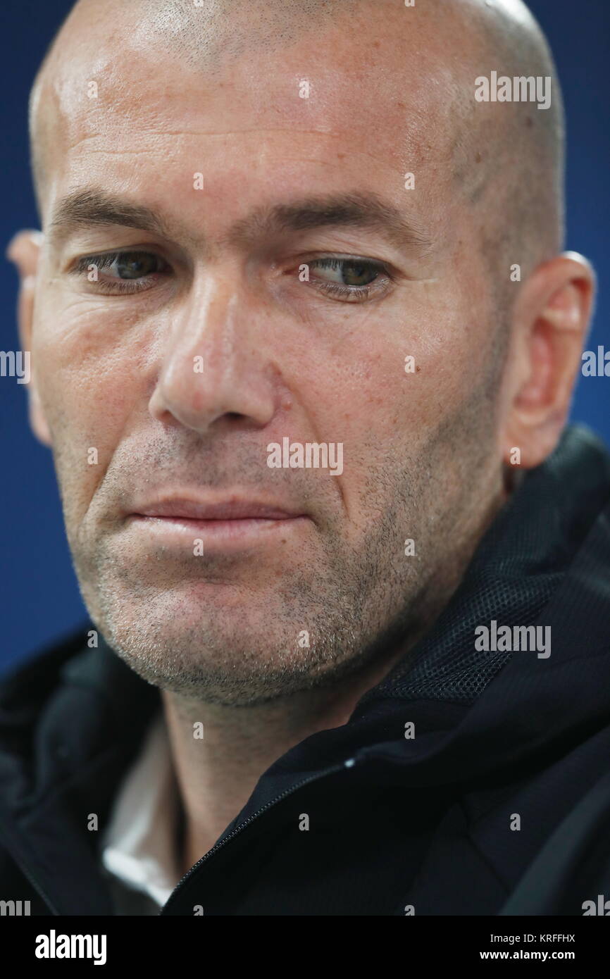 Abu Dhabi, UAE. 15th Dec, 2017. Zinedine Zidane (Real) Football/Soccer ...