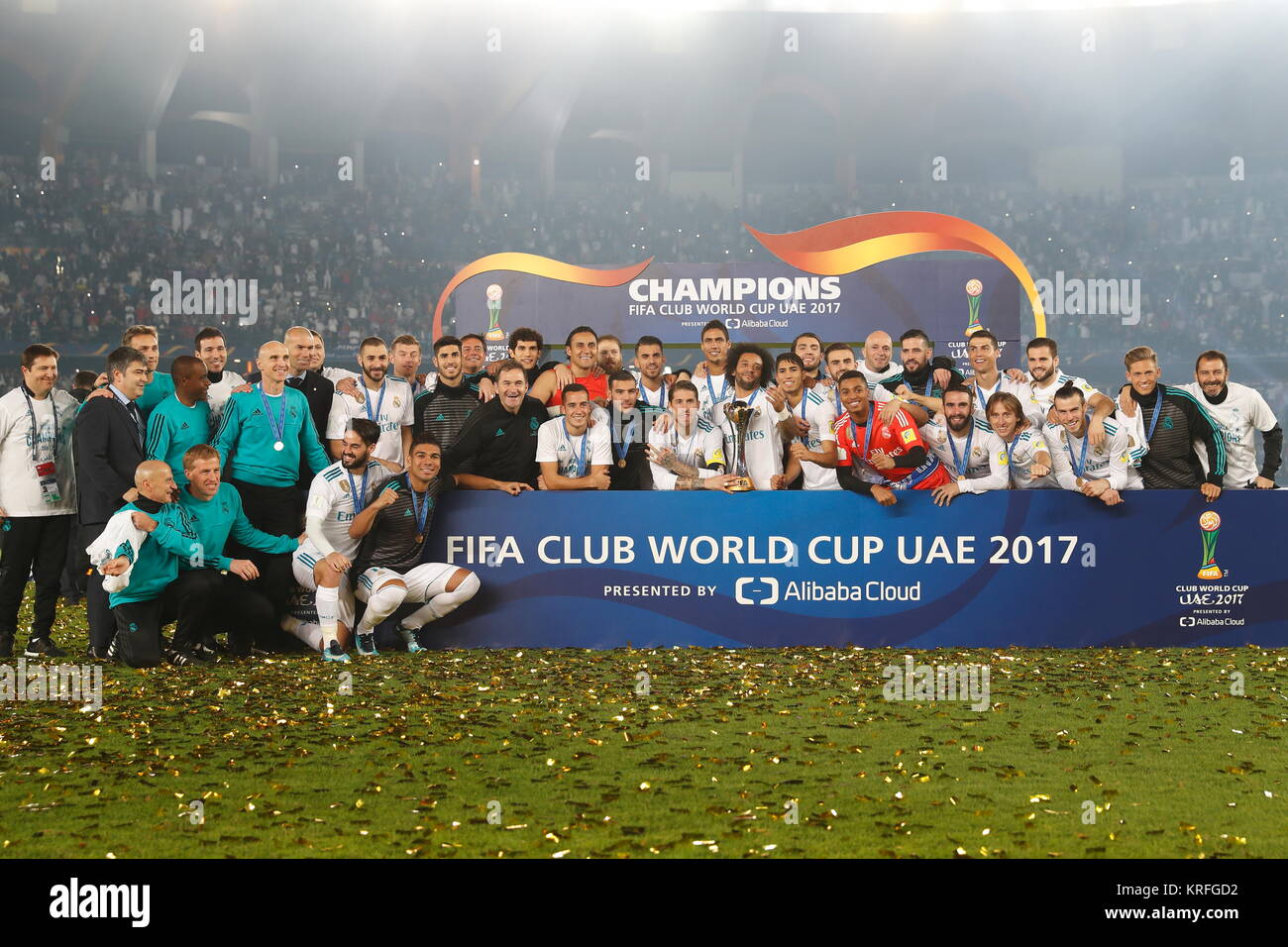 Abu Dhabi, UAE. 16th Dec, 2017. Real Madrid team group (Real) Football ...