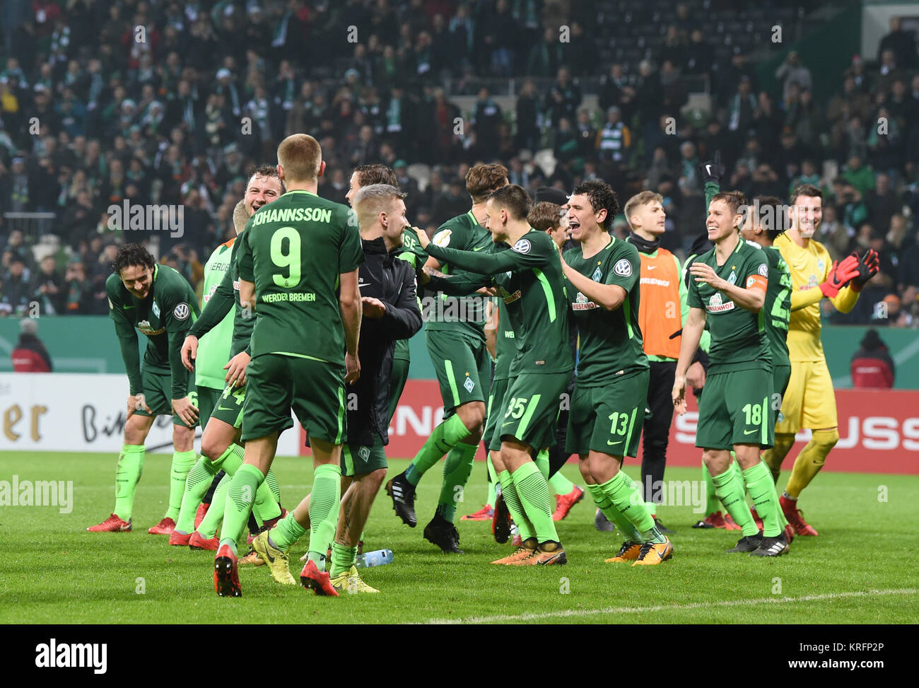 Werder's players celebrate their victory after the German DFB (German ...