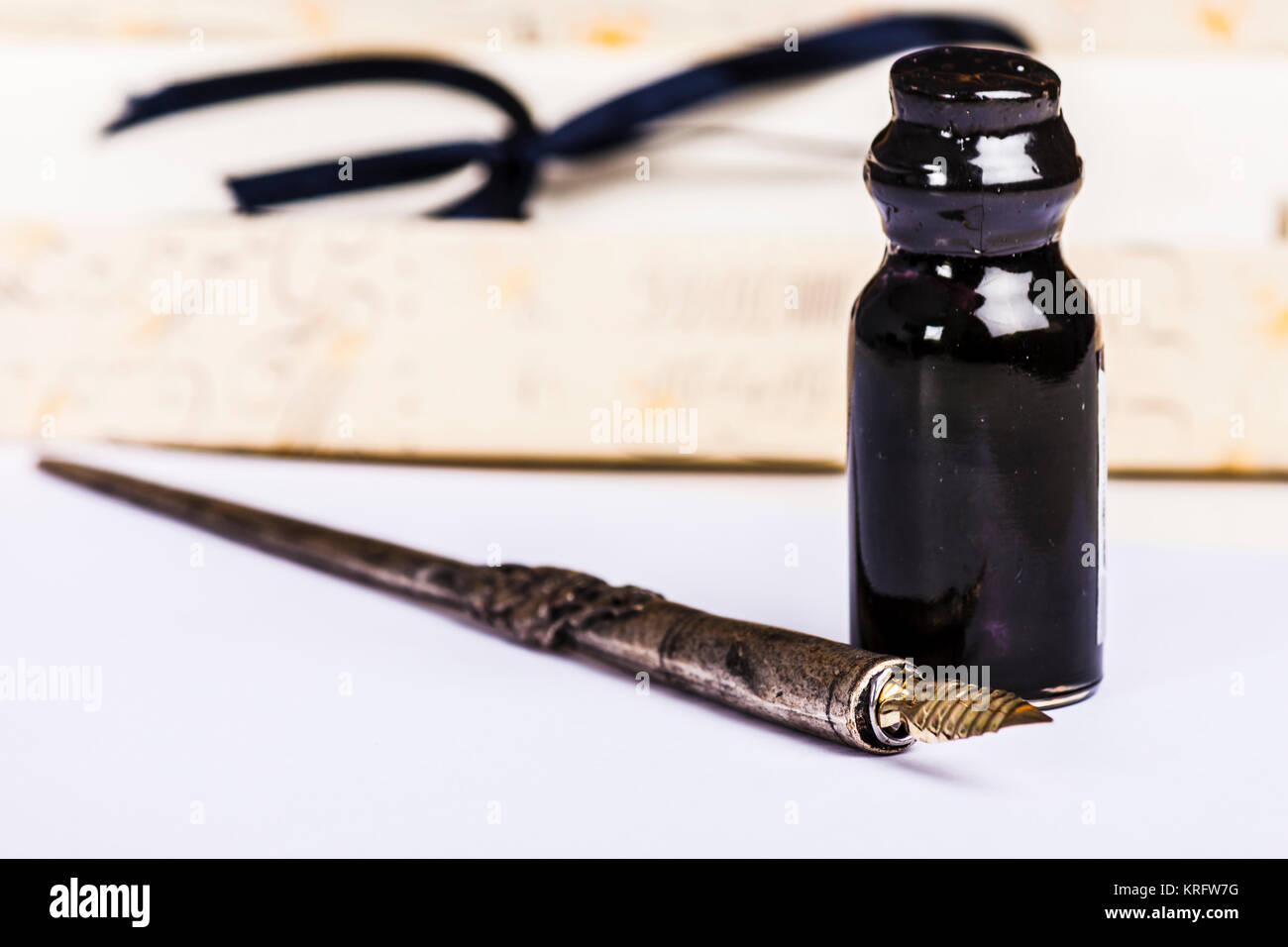 Old pen and ink bottle Stock Photo - Alamy