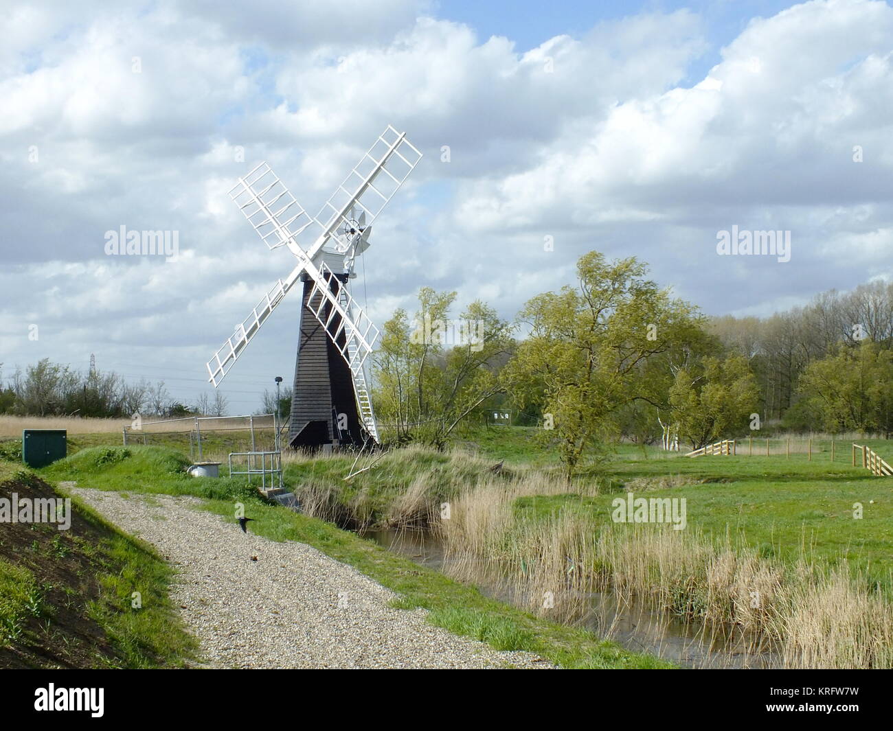Suffolk and norfolk boundary hi-res stock photography and images - Alamy