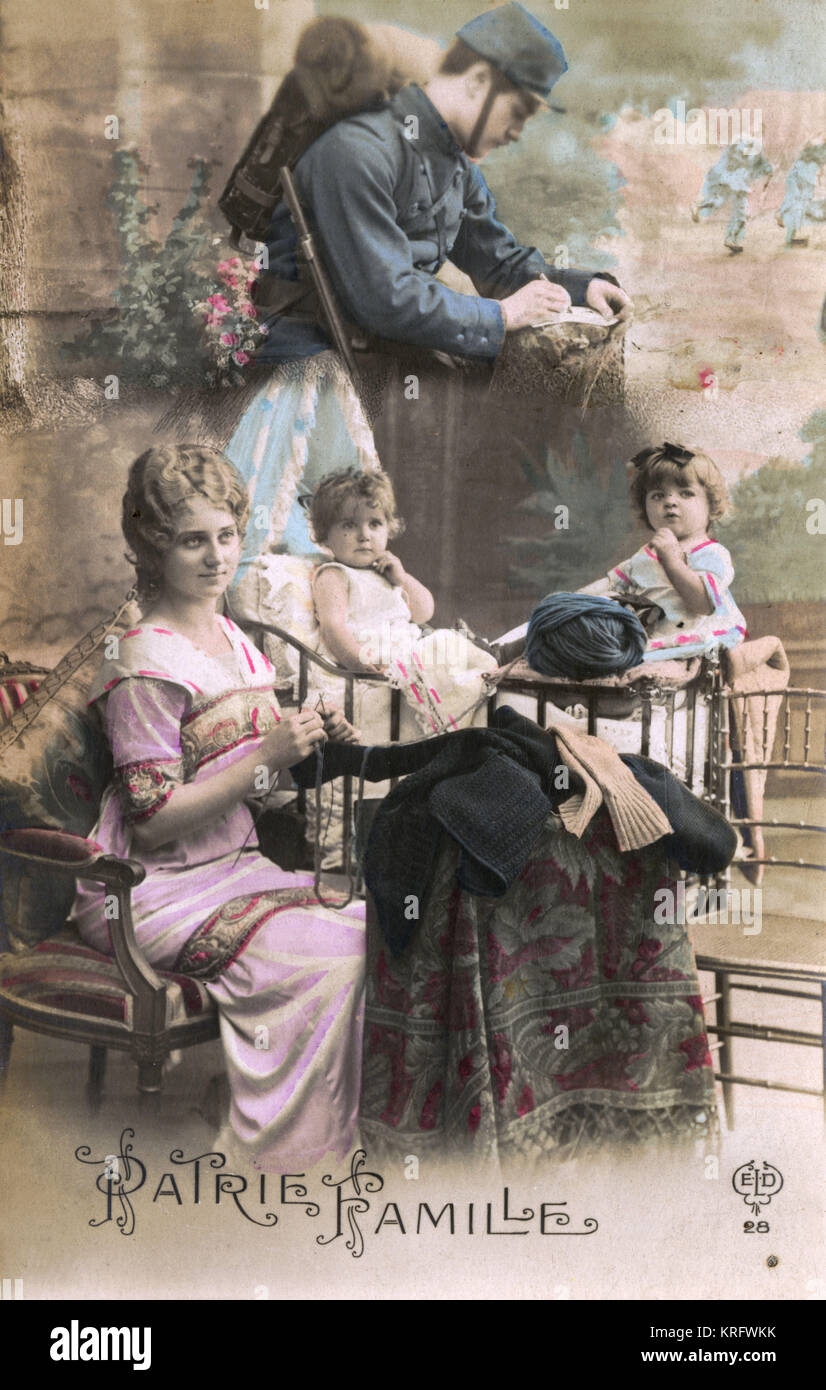 French WW1 knitting postcard - Patrie Famille Stock Photo - Alamy