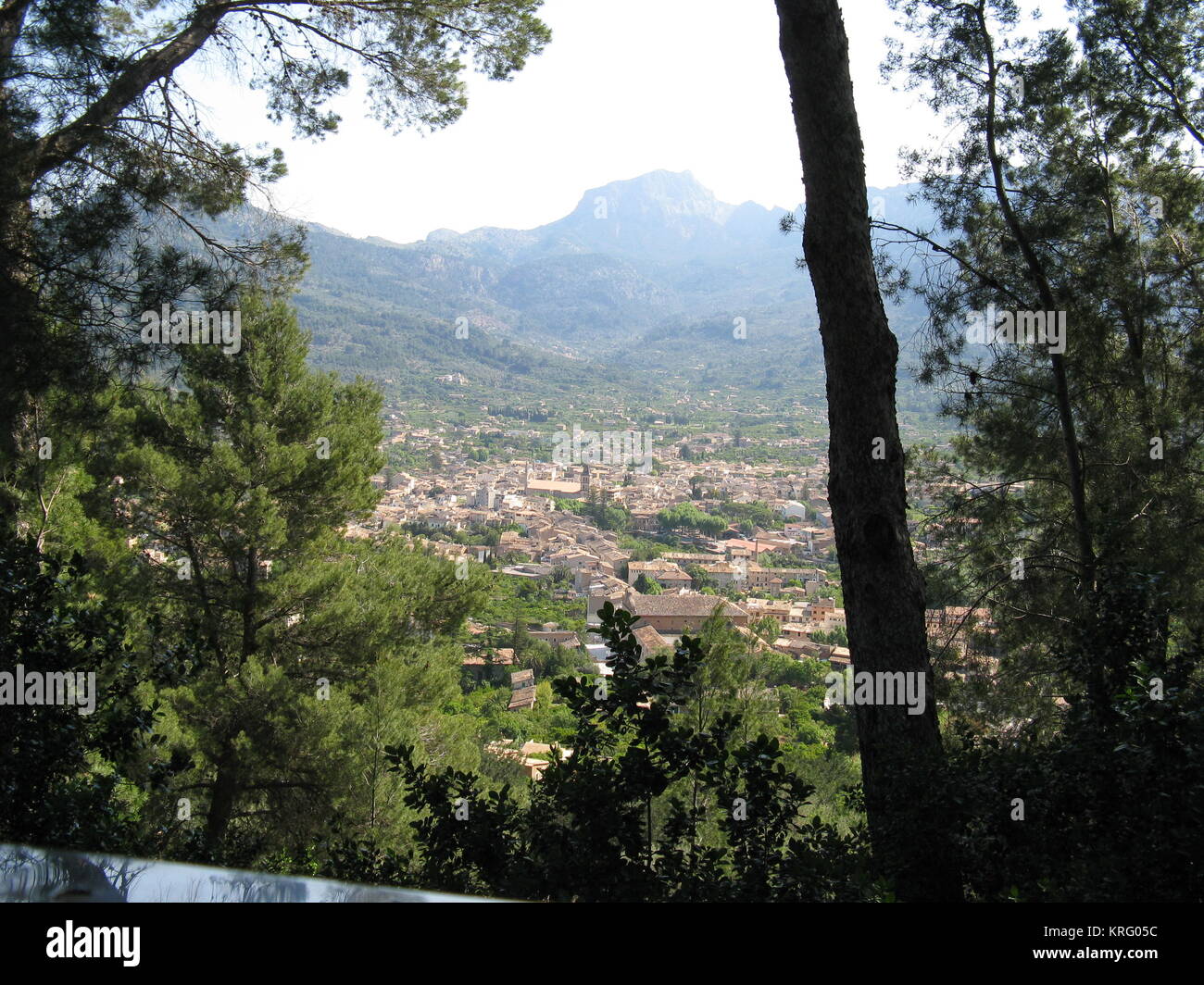 Far sighted hi-res stock photography and images - Alamy