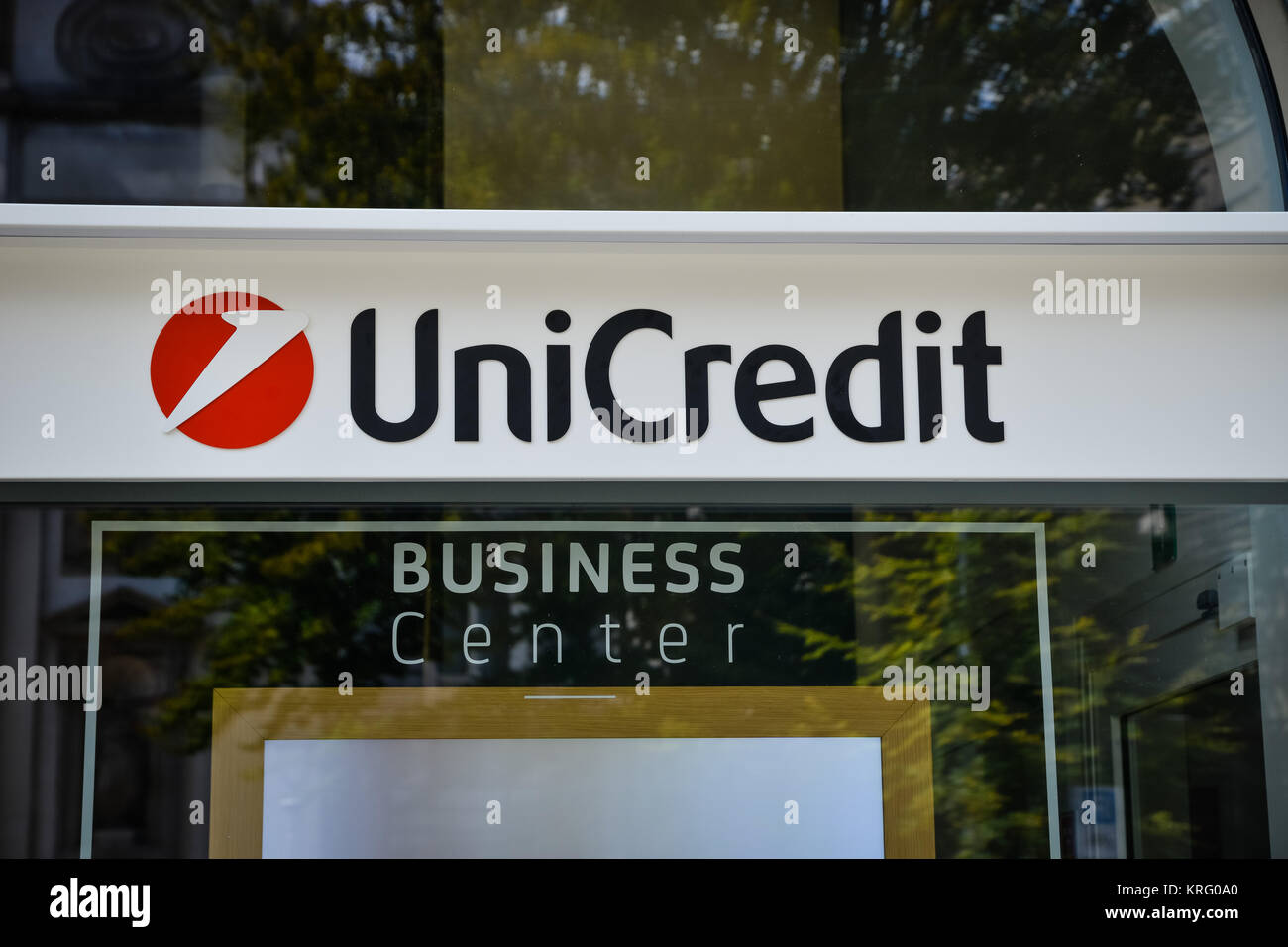 Unicredit group logo hi-res stock photography and images - Alamy